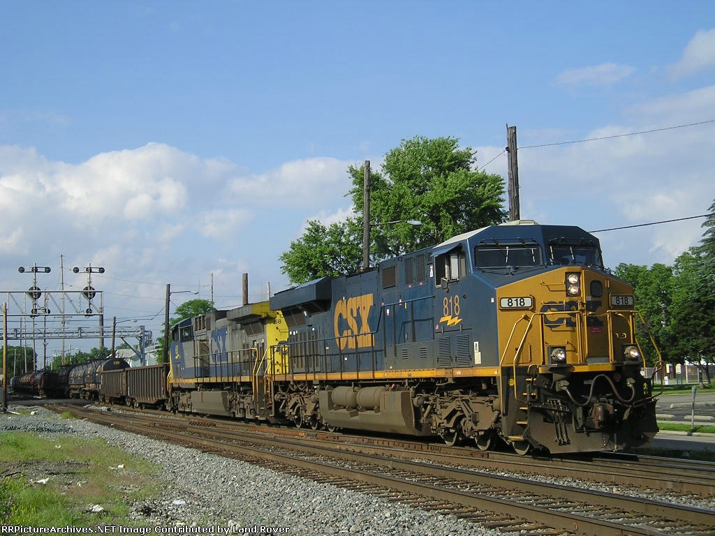 CSXT 818 On CSX K 587 Eastbound